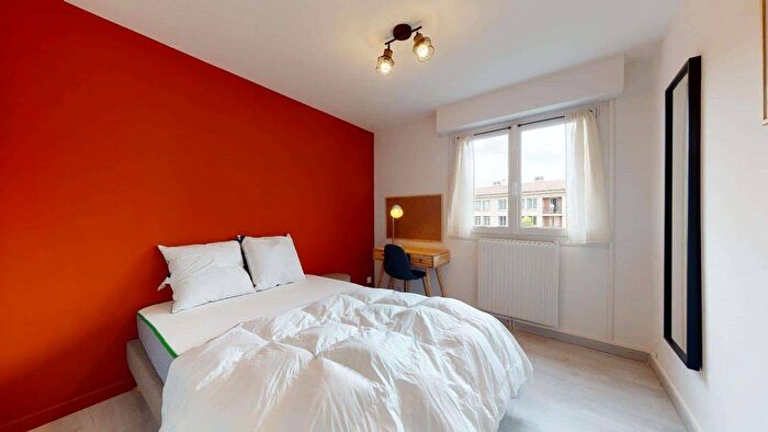 Appartement à louer - Val Saint-André, Arc, La Torse, Aix-en-Provence - 1 pièce