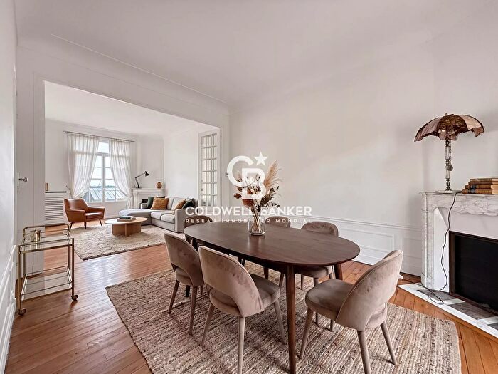 Suresnes, Plateau Ouest : Maison 6 pièces à vendre