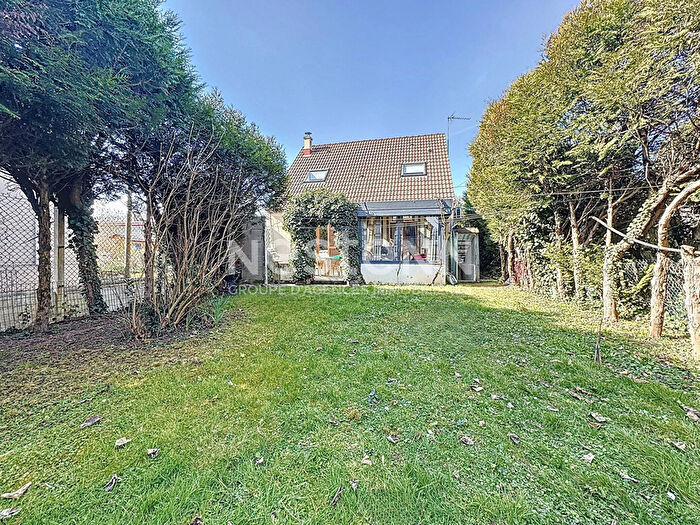 Maison à vendre - Morangis - 5 pièces - 3 chambres