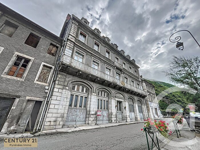 Appartement à vendre - Saint-Béat - 3 pièces - 2 chambres