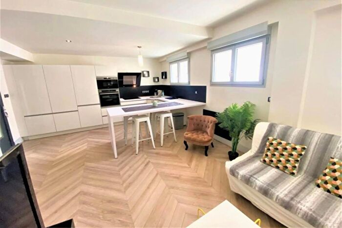 Appartement 3 pièces à Dijon, Centre-ville, à vendre