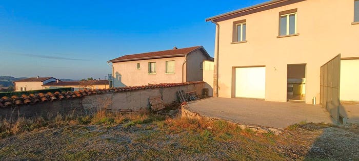 Appartement 4 pièces à louer à Saint-Martin-Lestra