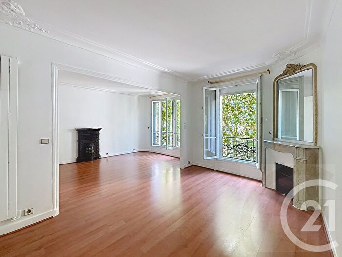 Appartement 4 pièces à Paris 18ème, Jules Joffrin, à vendre