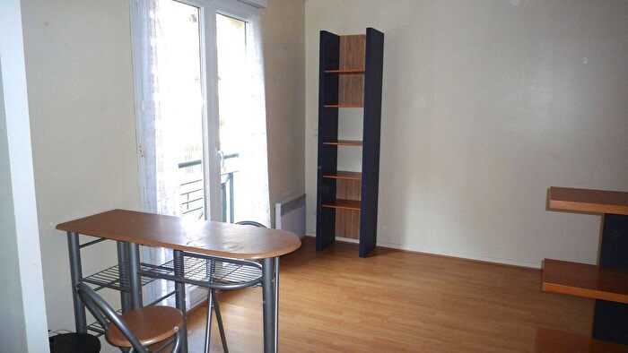 Appartement 1 pièce à Le Plateau, Saint-Maurice, à louer