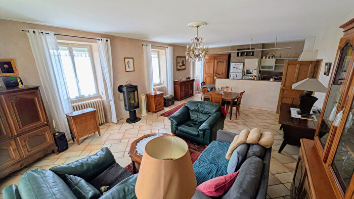 Saint-Edmond : Maison 4 pièces à vendre