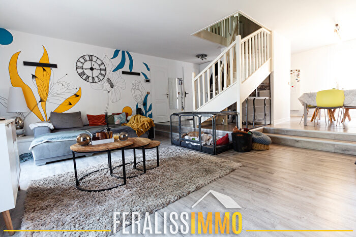 Maison 6 pièces à vendre à Vauréal, Sablons, Moissons, LAllée Couverte