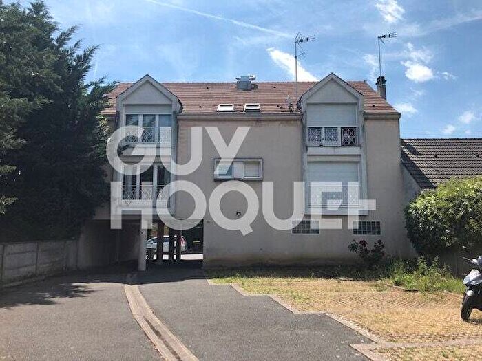 Appartement à louer - Tilleuls-Champagne, Savigny-sur-Orge - 1 pièce