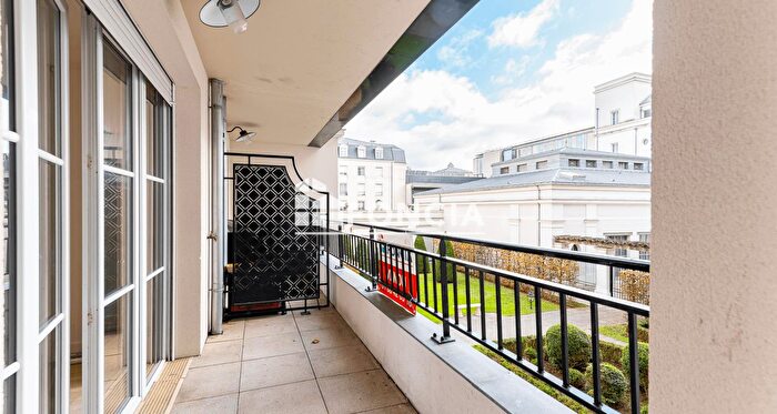 Appartement à vendre - Chessy - 3 pièces - 2 chambres