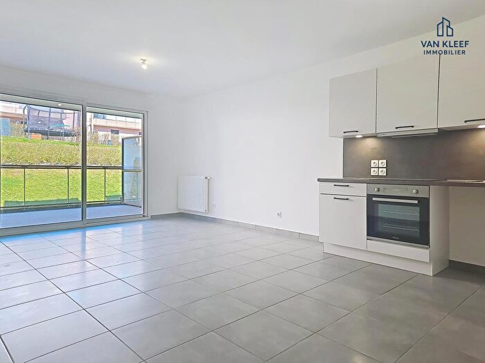 Appartement à vendre - Divonne-les-Bains - 2 pièces - 1 chambre