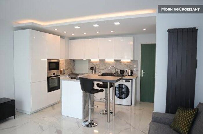 Appartement à louer - Ville Sud Ouest, Fontainebleau - 2 pièces - 1 chambre