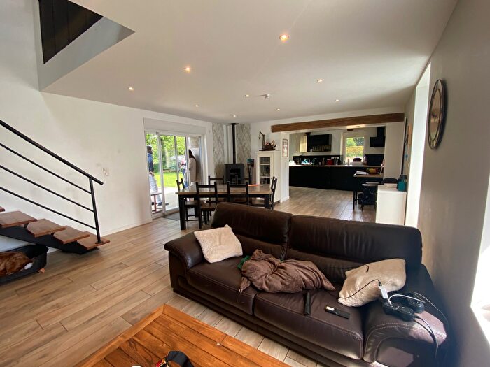 Maison à vendre - Gueltas - 6 pièces - 3 chambres