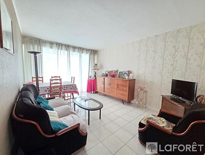 Appartement à vendre - Massy, Massy-Opéra, La Bonde - 3 pièces - 2 chambres