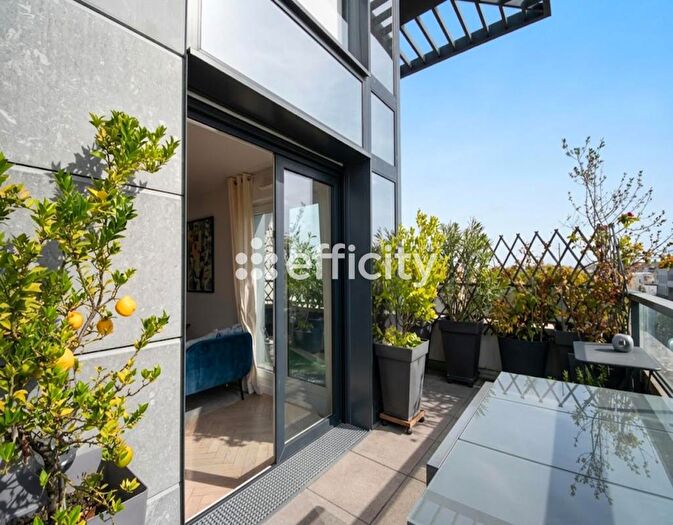 Appartement 3 pièces à vendre - Courbevoie, Bécon
