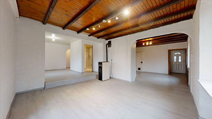 Villers-Chief : Maison 6 pièces à louer