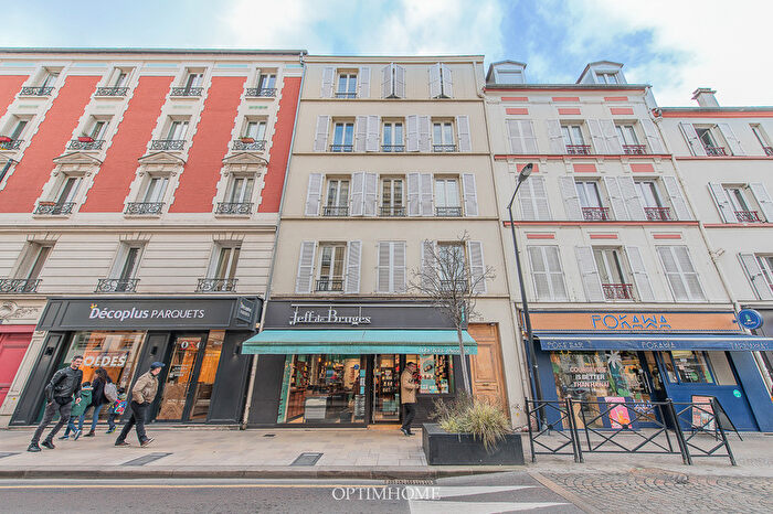 Appartement à vendre - Courbevoie, Gambetta, La Défense - 3 pièces - 2 chambres