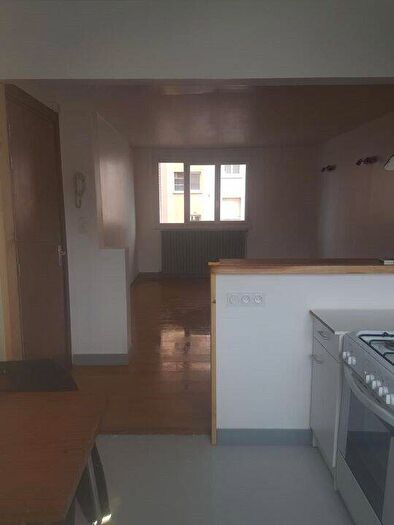 Appartement à louer - Arsenal, Roanne - 3 pièces - 2 chambres