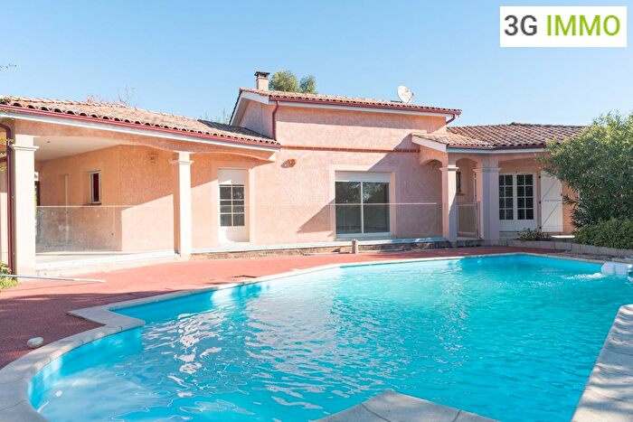 Maison à vendre - Montpezat-de-Quercy - 6 pièces - 5 chambres