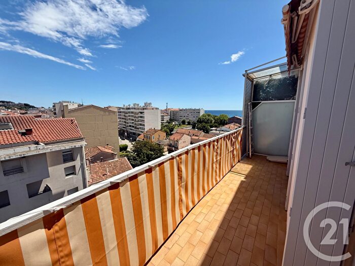 Appartement à louer - Cannes, Bocca Sud - 2 pièces - 1 chambre