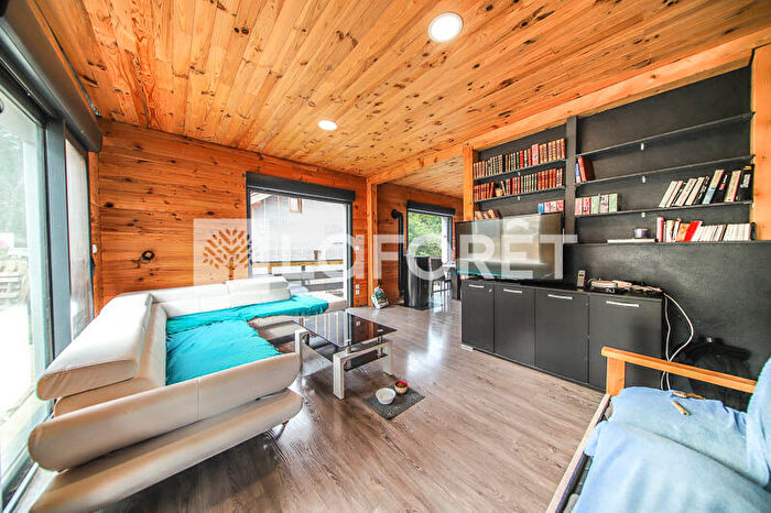 Maisons à vendre et appartements à louer - 1