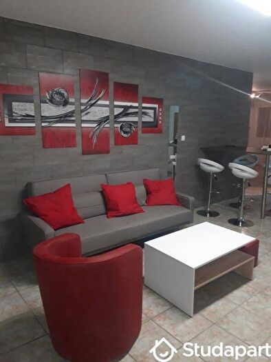 Centre Est, Saint-Louis - Appartement 1 pièce à louer