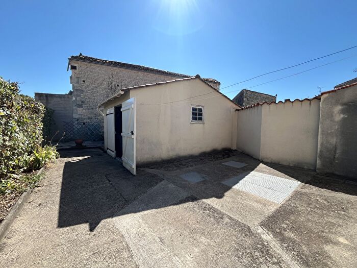 Maison 3 pièces à Réparsac, à louer