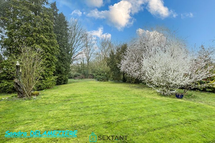 Maison à vendre - Villers-Bretonneux - 12 pièces - 9 chambres