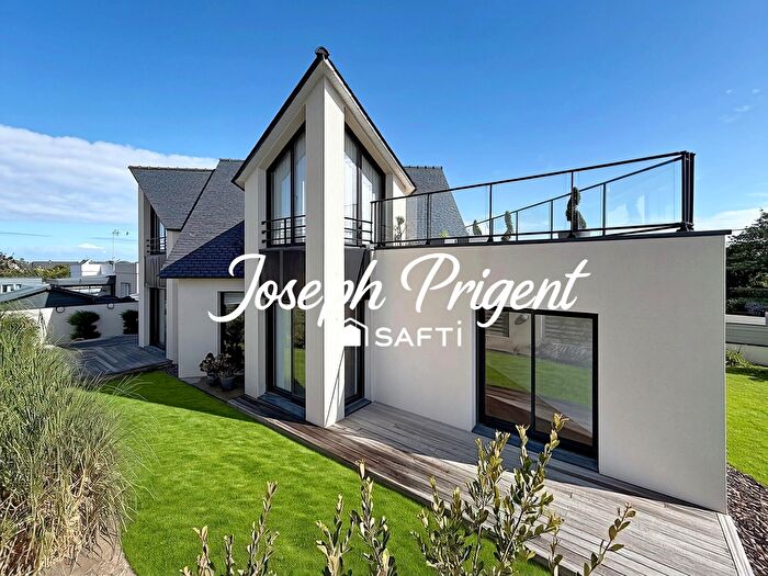 Maison 5 pièces à Ploudalmézeau, à vendre