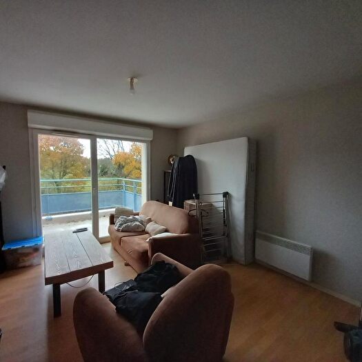 Appartement à louer - Ploumagoar - 2 pièces - 1 chambre