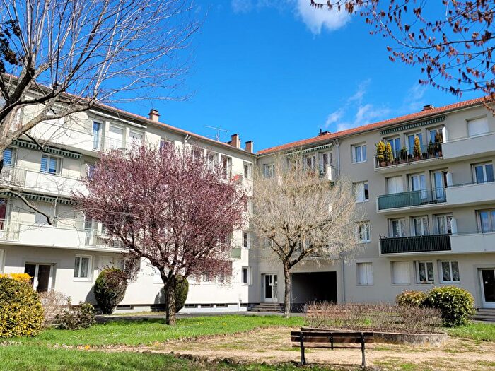 Appartement à vendre - Le Puy-en-Velay - 3 pièces - 2 chambres