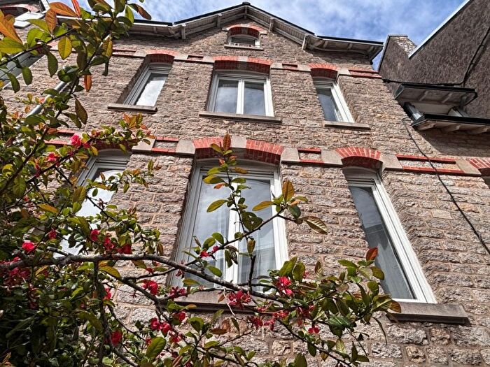 Maison à vendre - Quimper - 9 pièces - 4 chambres