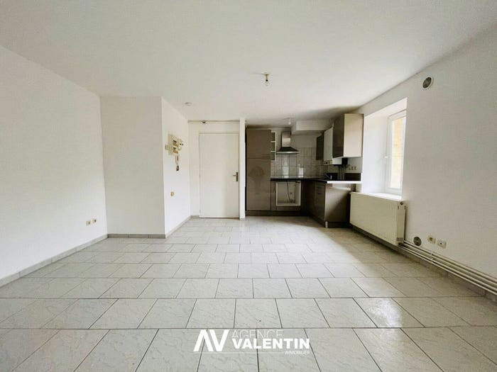 Appartement 1 pièce à Centre-Gare, Homécourt, à louer