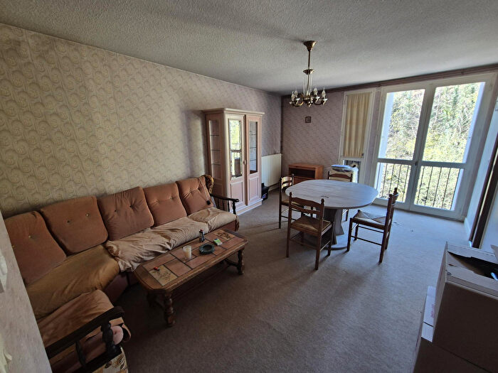 Appartement à vendre - Tulle, Centre-ville - 4 pièces - 3 chambres