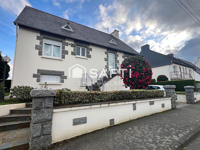 Maison à vendre - Ploufragan - 7 pièces - 5 chambres