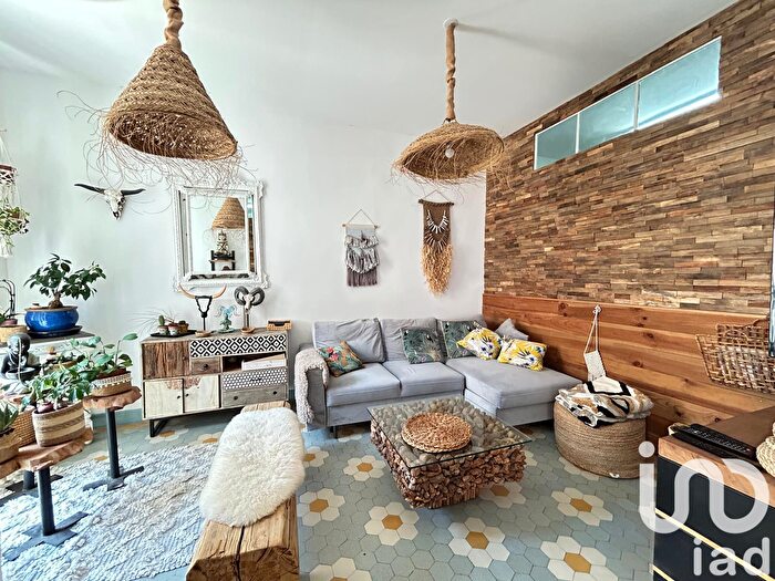 Appartement à vendre - Hyères, Centre-ville - 4 pièces - 2 chambres