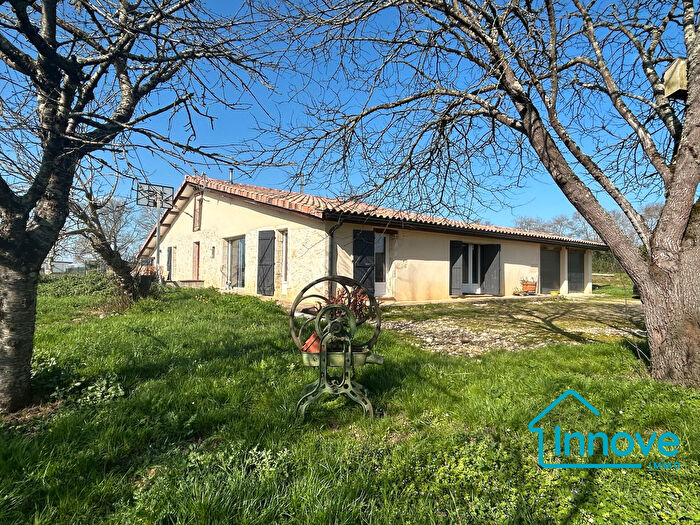 Maison à vendre - Sirac - 7 pièces - 3 chambres