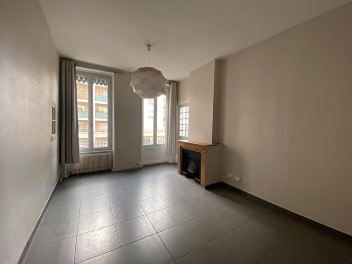 Lyon 8ème, Monplaisir : Appartement 4 pièces à louer