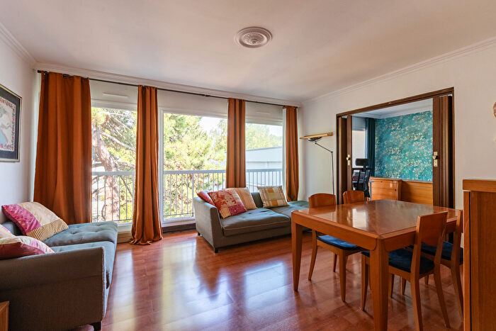 Appartement 4 pièces à vendre à Bougival