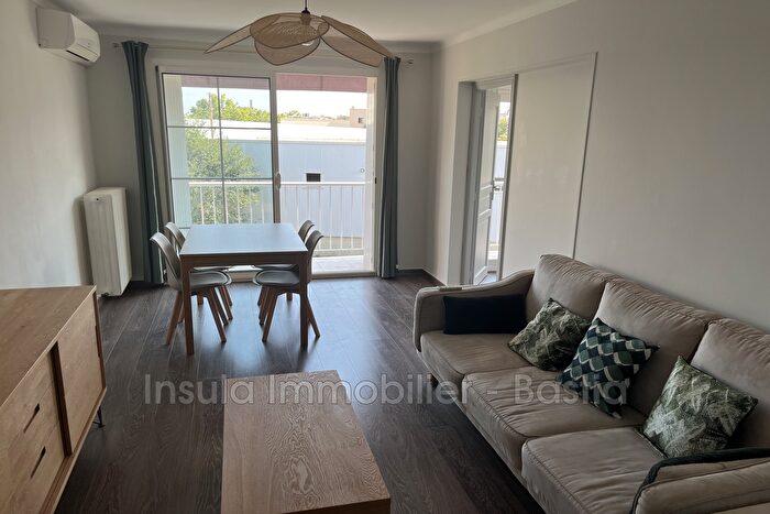 Bastia, Lupino : Appartement 4 pièces à louer
