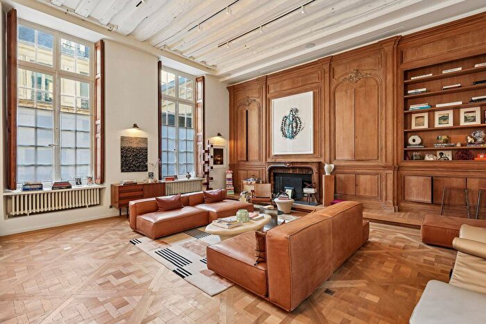 Appartement 5 pièces à louer à Monnaie, Paris 6ème arrondissement