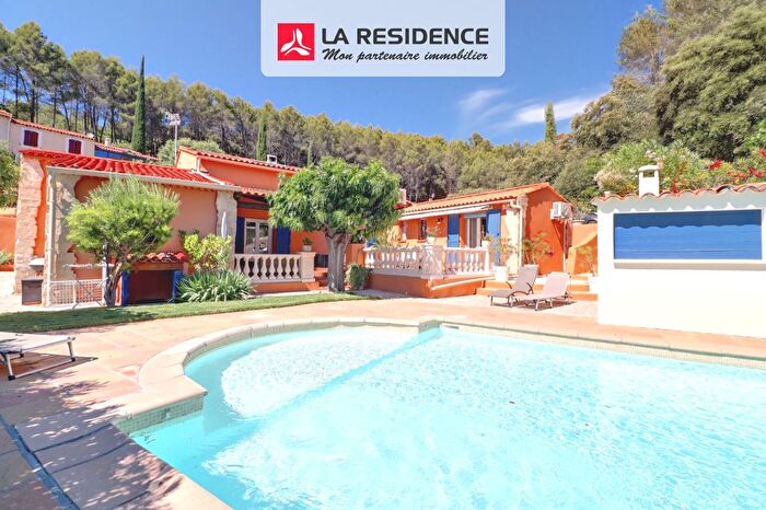 Maison 8 pièces à Taradeau, à vendre
