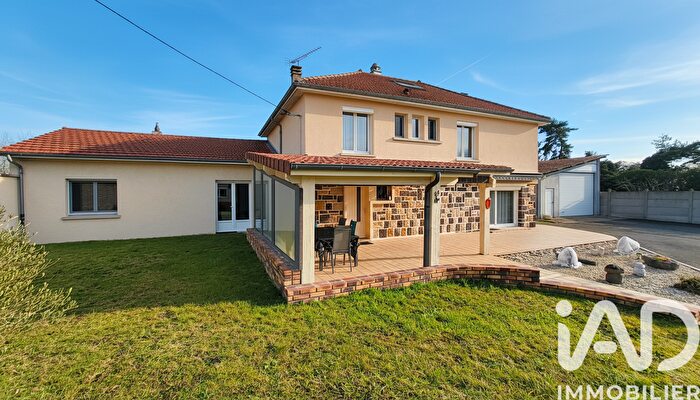 Maison à vendre - Lezoux - 6 pièces - 4 chambres