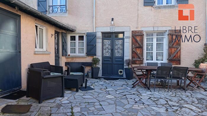 Maison à vendre - Arudy - 6 pièces - 5 chambres