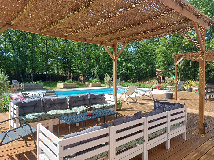 Maison 7 pièces à Plaimpied-Givaudins, à vendre