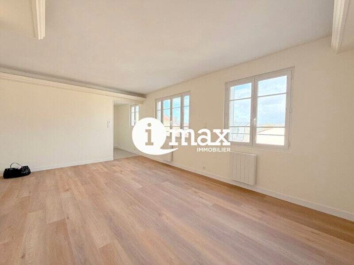 Appartement à louer - Rueil sur Seine-Plaine-Gare, Rueil-Malmaison - 2 pièces - 1 chambre