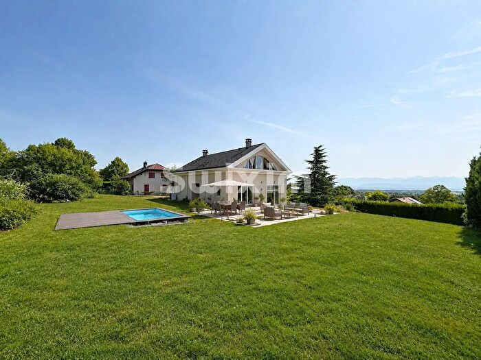 Maison 6 pièces à vendre à Divonne-les-Bains