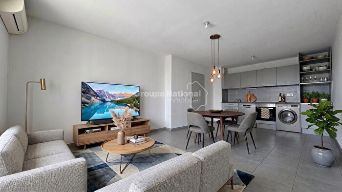 Appartement 2 pièces à vendre - Nîmes, Carmes