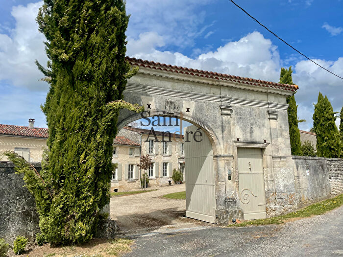 Maison à vendre - Touzac - 9 pièces - 6 chambres