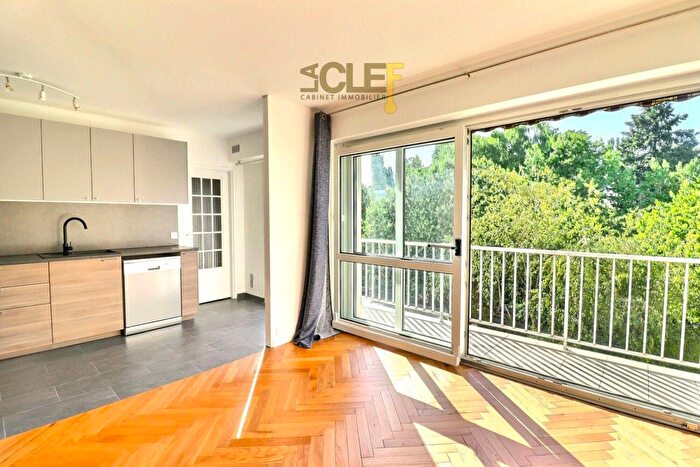 Appartement 4 pièces à vendre - Châtenay-Malabry, Seignelay