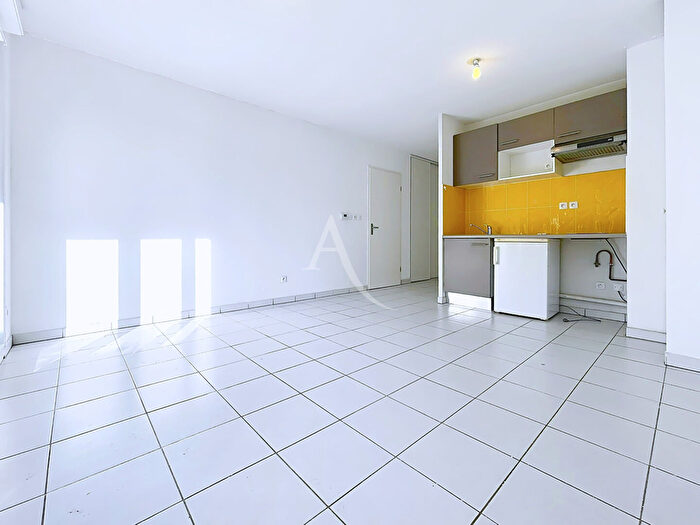 Appartement à vendre - Castelginest - 2 pièces - 1 chambre