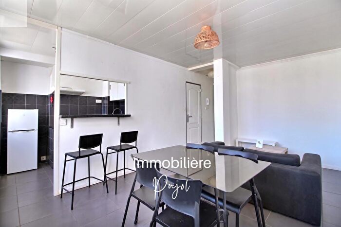 Appartement 2 pièces à louer à Marseille 4ème, Chutes Lavie